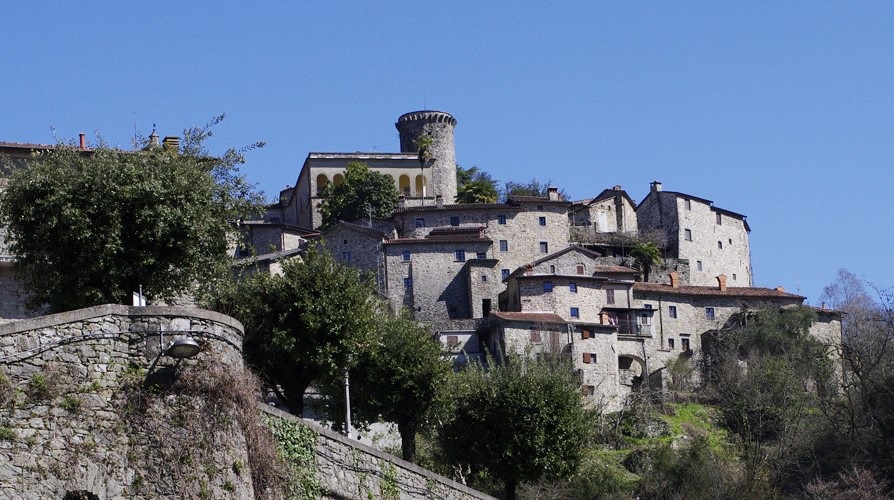 Bagnone Massa Carrara and Lunigiana Tuscany - Italy Traveller Guide