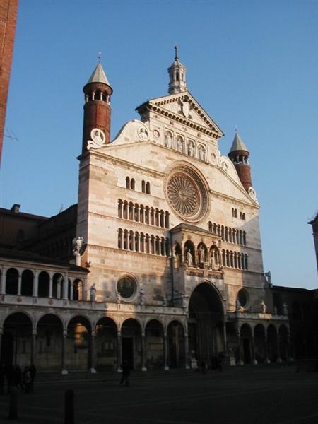 Cremona Lombardy's River Po Lombardy - Italy Traveller Guide