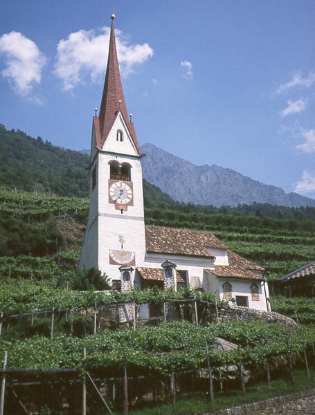 Lagundo Meran and surroundings Trentino Alto Adige - Italy Traveller Guide
