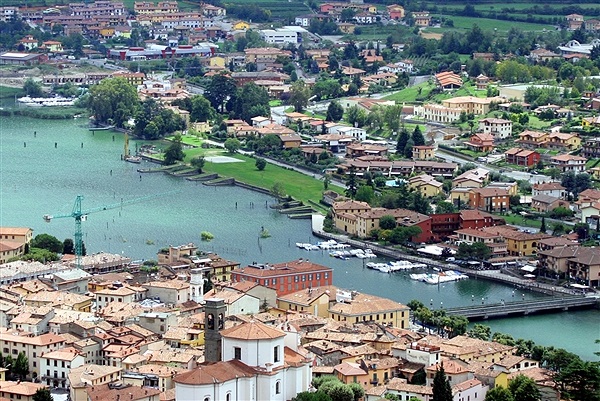 Paratico Lake Iseo, Val Camonica and Franciacorta Lombardy - Italy ...
