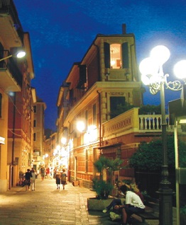 Varazze Coast of the Palms Liguria - Italy Traveller Guide